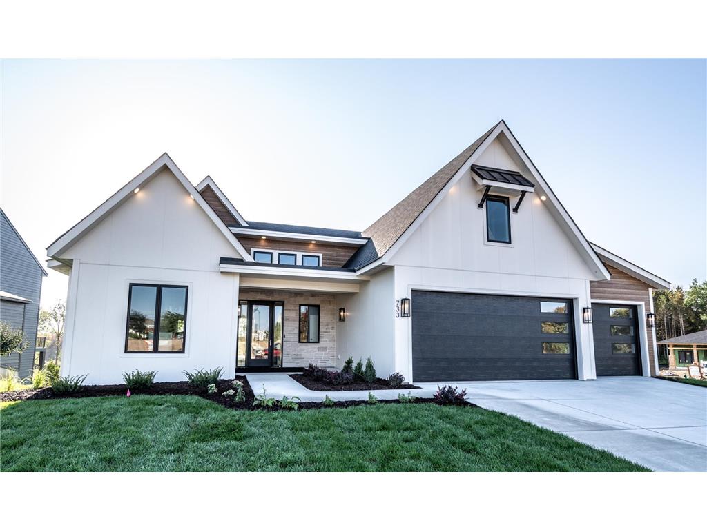 13137 Diamond Path, Apple Valley, MN, 55124 | MLS: 6505550 | Edina Realty