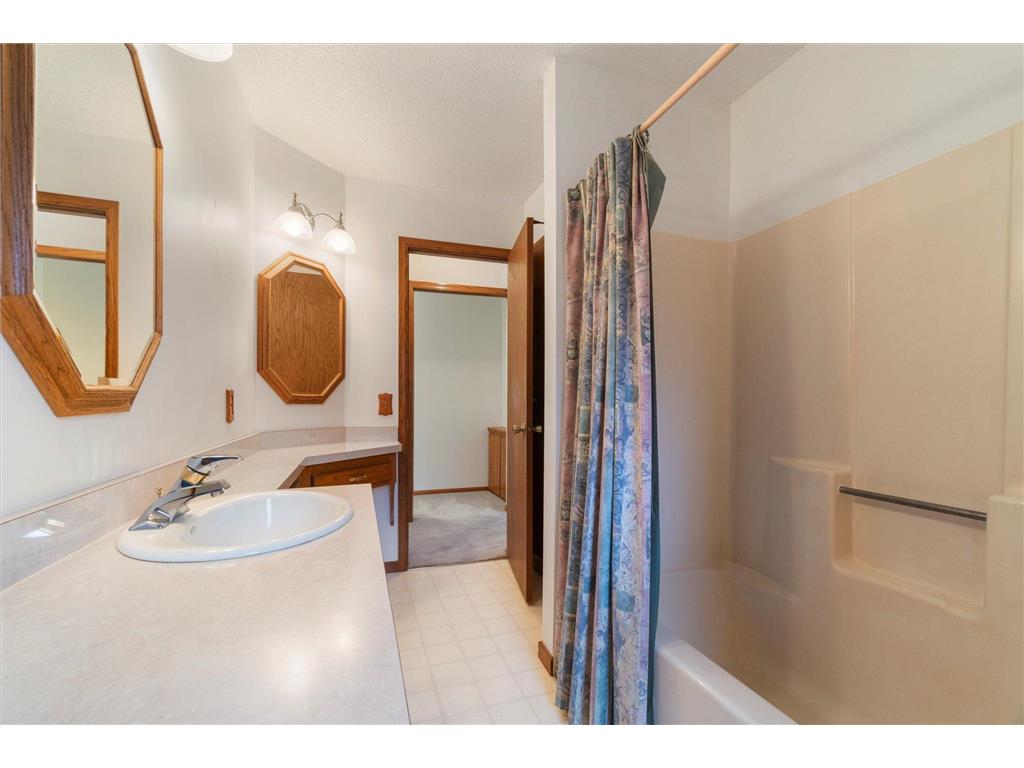 1314 226th Avenue NE #3, East Bethel, MN, 55005 | MLS: 6471795 | Edina ...