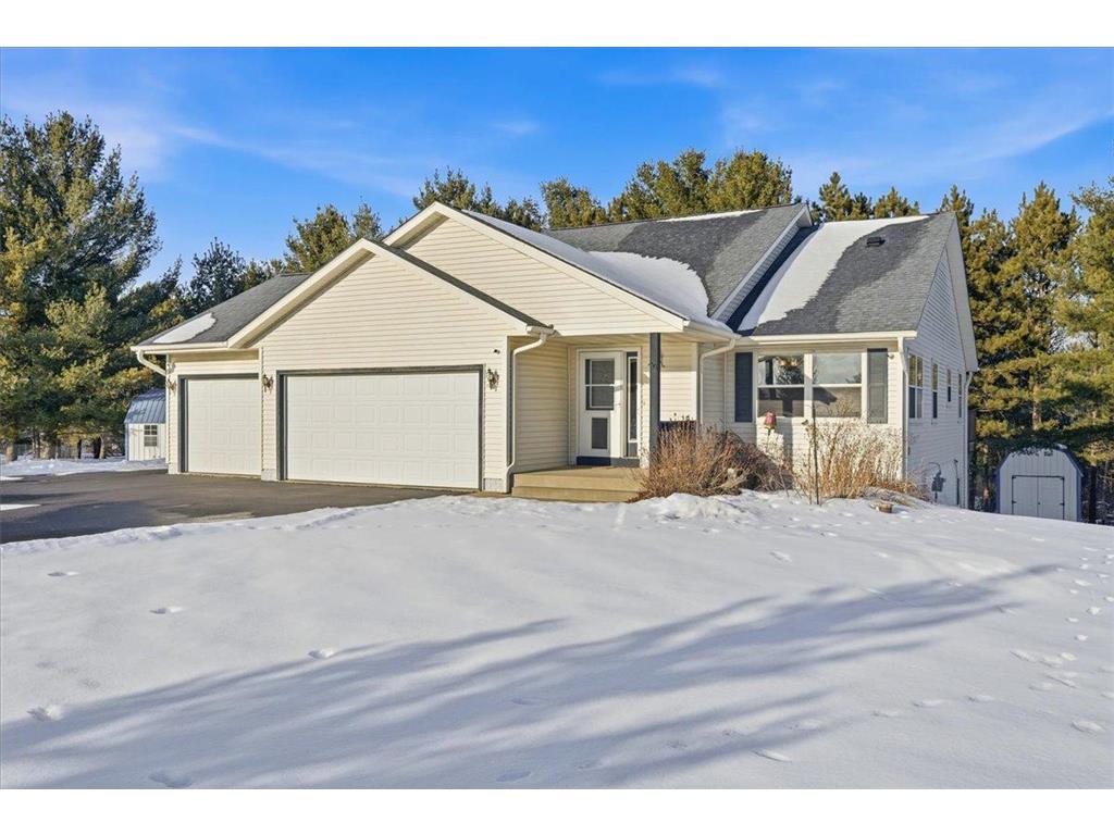 1320 216th Avenue, Star Prairie, WI, 54017 | MLS: 7007177 | Edina Realty