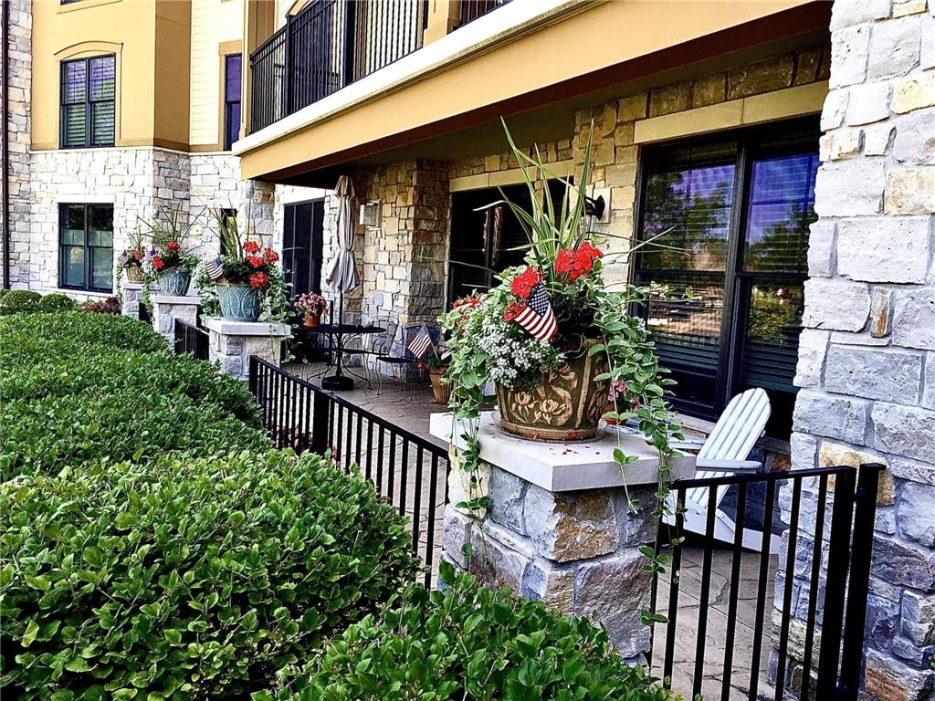 1320 Riverside Lane #101, Mendota Heights, MN, 55118 | MLS: 6540298 ...