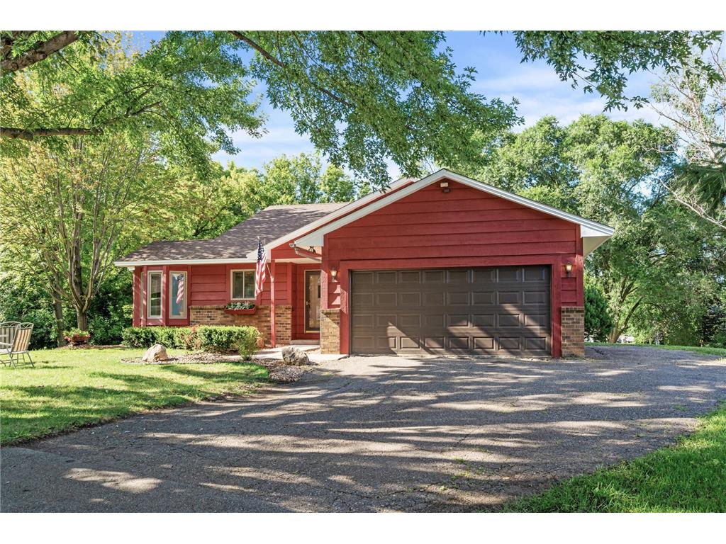13222 94th Avenue N, Maple Grove, MN, 55369 | MLS: 6759038 | Edina Realty