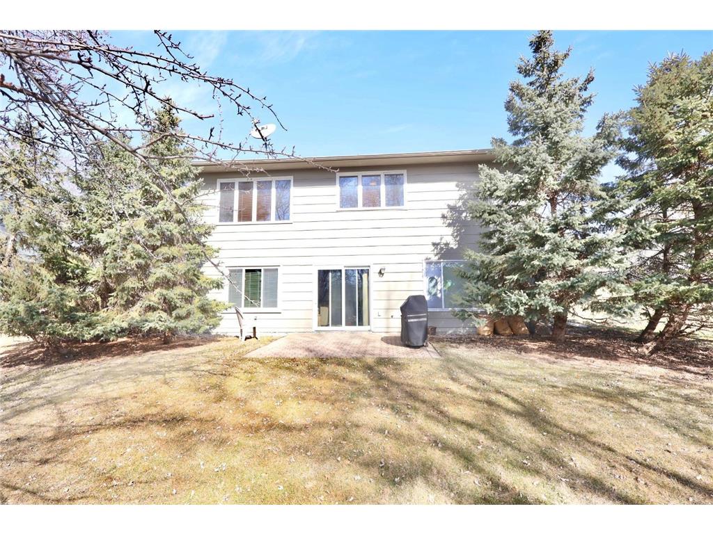 13225 56th Avenue N, Plymouth, MN, 55442 | MLS: 6497337 | Edina Realty