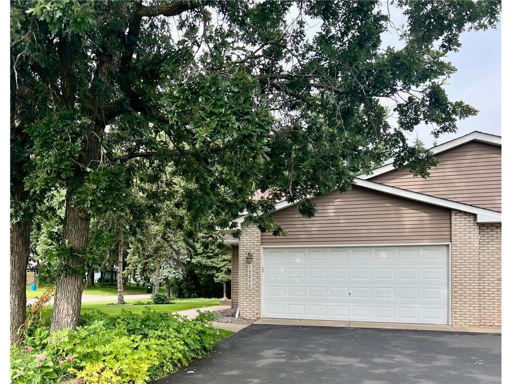 13250 Central Avenue NE, Blaine, MN, 55434 | MLS: 6754149 | Edina Realty