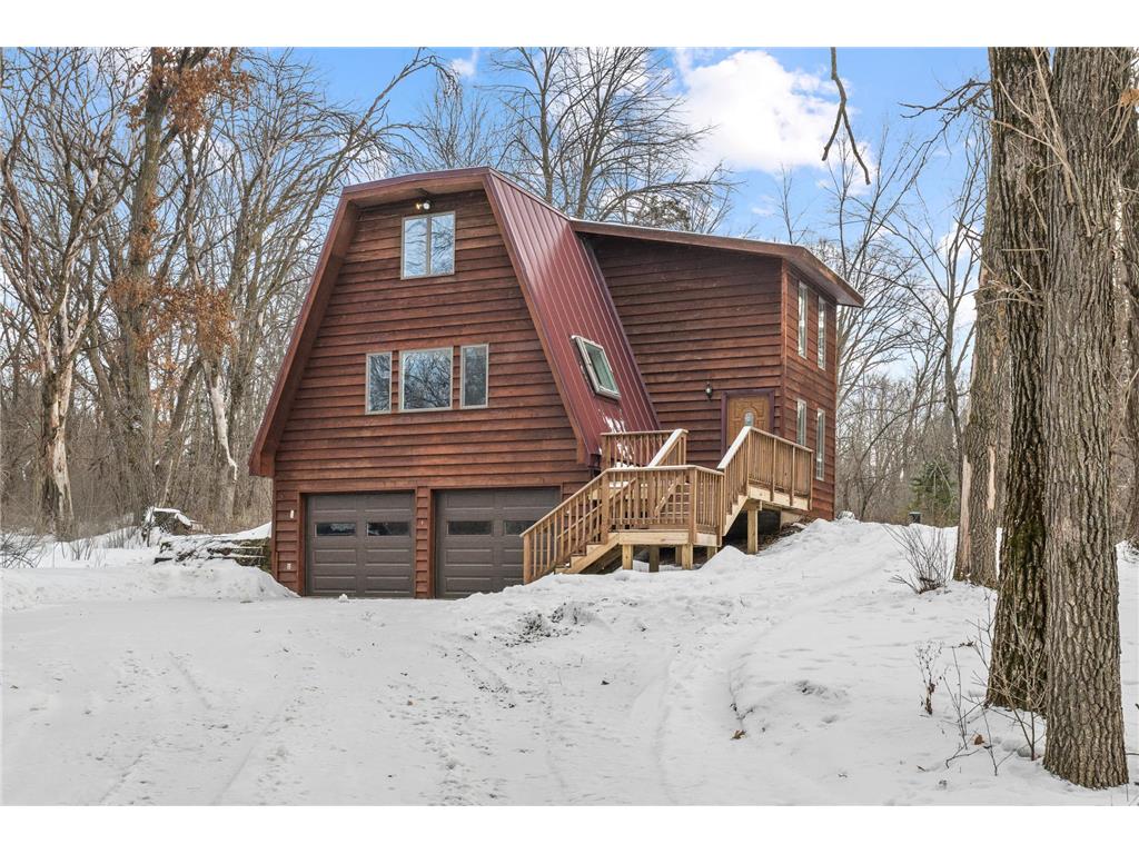 133 Glen Lane, Troy Twp, WI, 54022 | MLS: 7008002 | Edina Realty