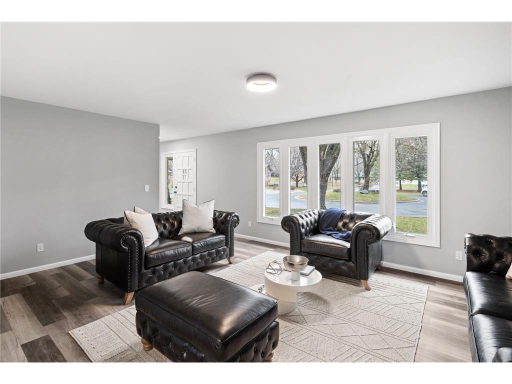 13304 Pine Ridge Road, Burnsville, MN, 55337 | MLS: 6515432 | Edina Realty