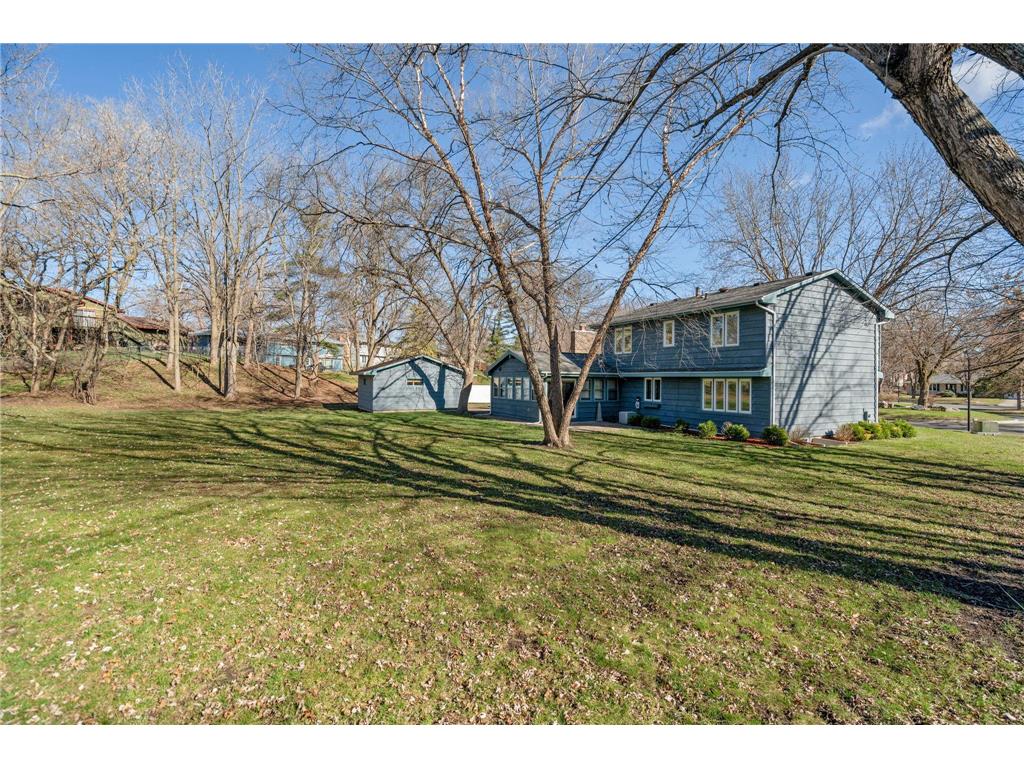 13304 Pine Ridge Road, Burnsville, MN, 55337 | MLS: 6563163 | Edina Realty