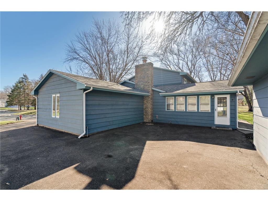 13304 Pine Ridge Road, Burnsville, MN, 55337 | MLS: 6563163 | Edina Realty