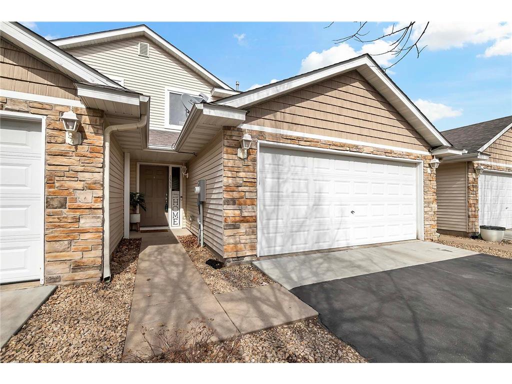 1333 Prairie View Trail, Farmington, MN, 55024 | MLS: 6499743 | Edina ...