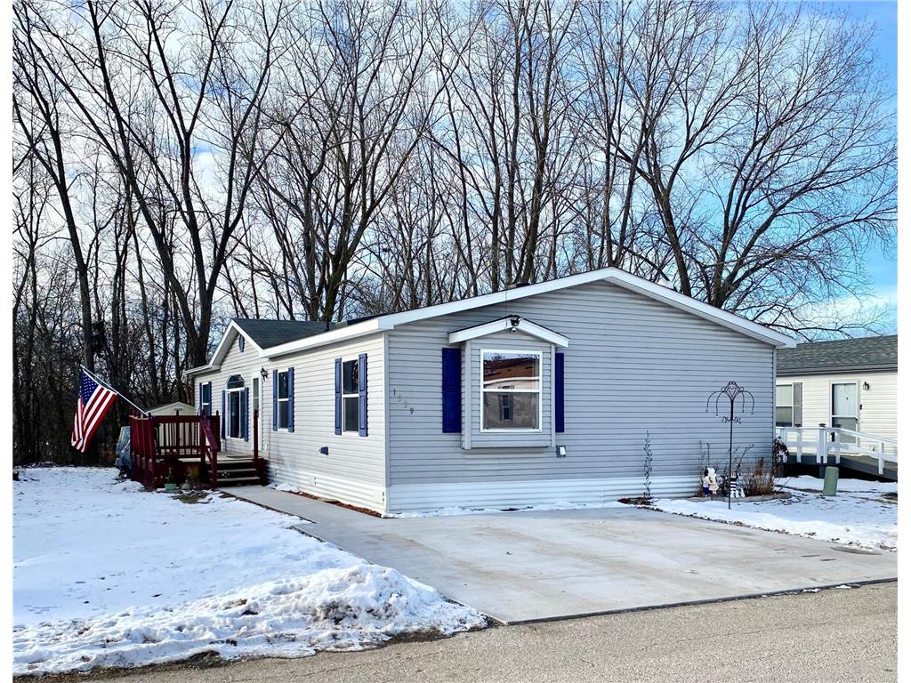 1339 Pine Tree Drive, Maplewood, MN, 55119 | MLS: 6651865 | Edina Realty