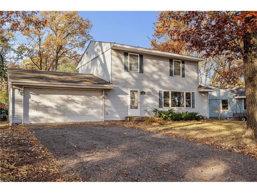 13395 Linwood Forest Circle, Champlin, MN, 55316 | MLS: 6620840 | Edina ...