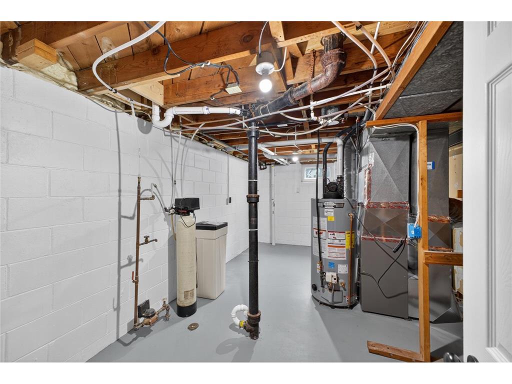 1340 Elton Hills Drive NW, Rochester, MN, 55901 | MLS: 6762487 | Edina Realty