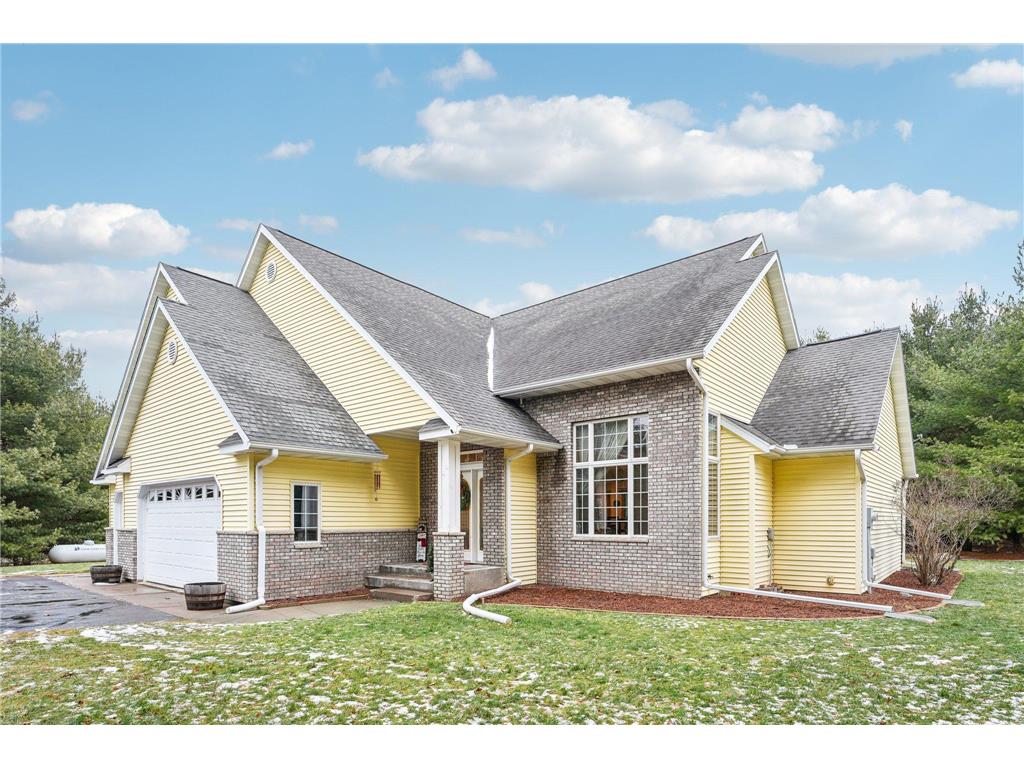 1344 101st Street, Apple River Twp, WI, 54001 | MLS: 6640886 | Edina Realty