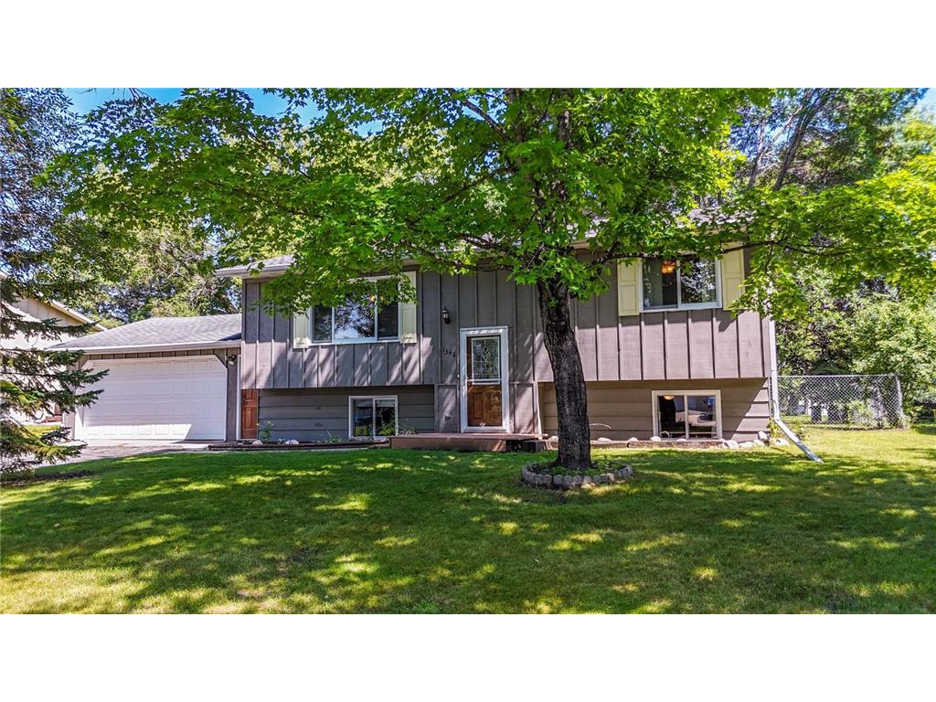 1346 Lori Avenue, Detroit Lakes, MN, 56501 | MLS: 6767906 | Edina Realty