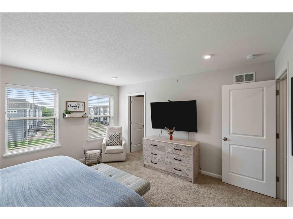 13473 Territorial Circle N, Maple Grove, MN, 55369 | MLS: 6769312 ...