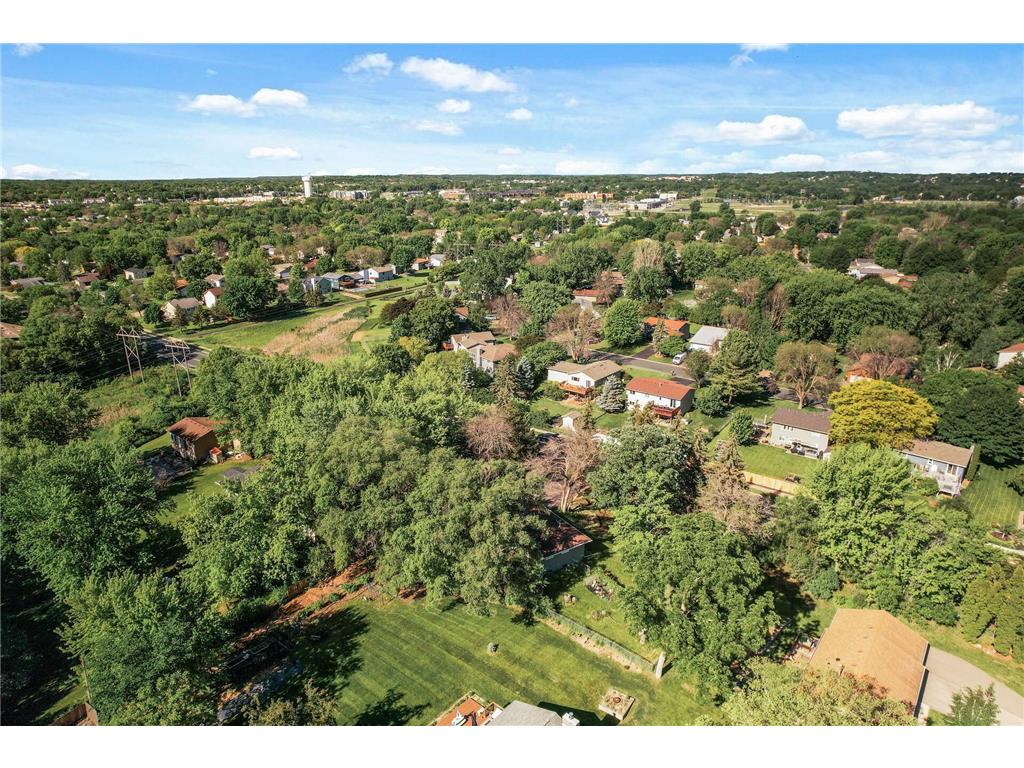 13515 Vernon Avenue, Savage, MN, 55378 | MLS: 6570035 | Edina Realty