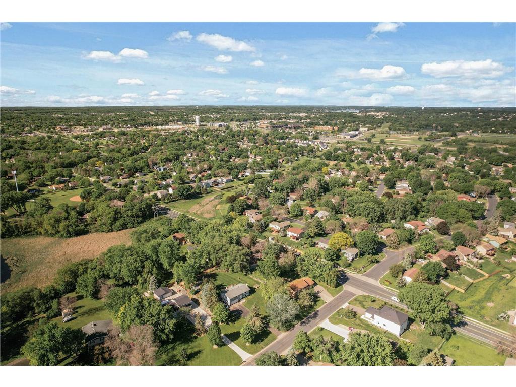 13515 Vernon Avenue, Savage, MN, 55378 | MLS: 6570035 | Edina Realty