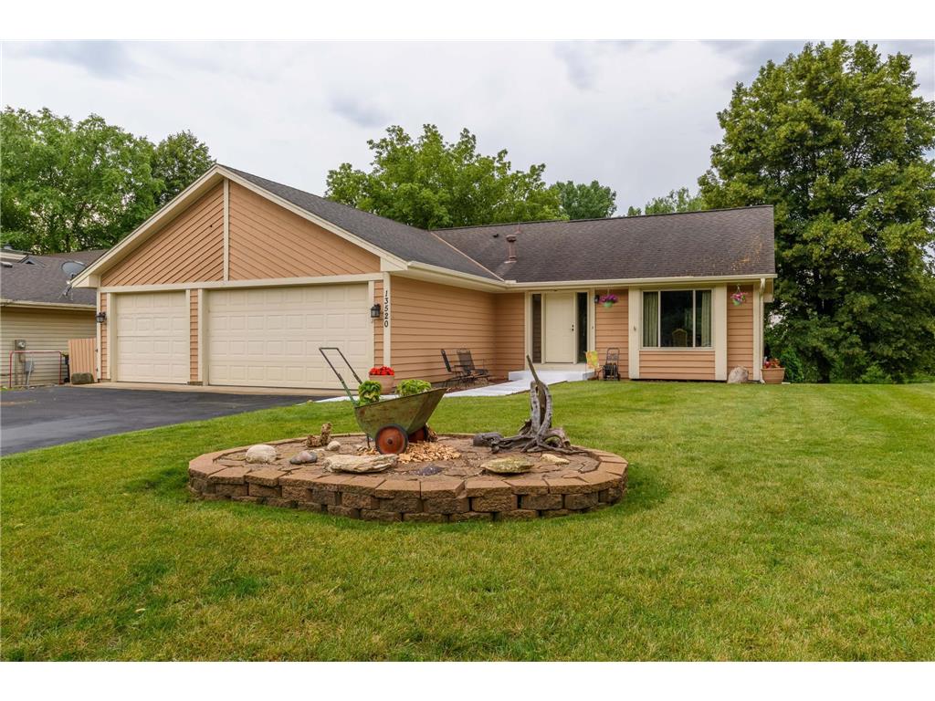 13520 Judicial Road, Burnsville, MN, 55337 | MLS: 6568512 | Edina Realty