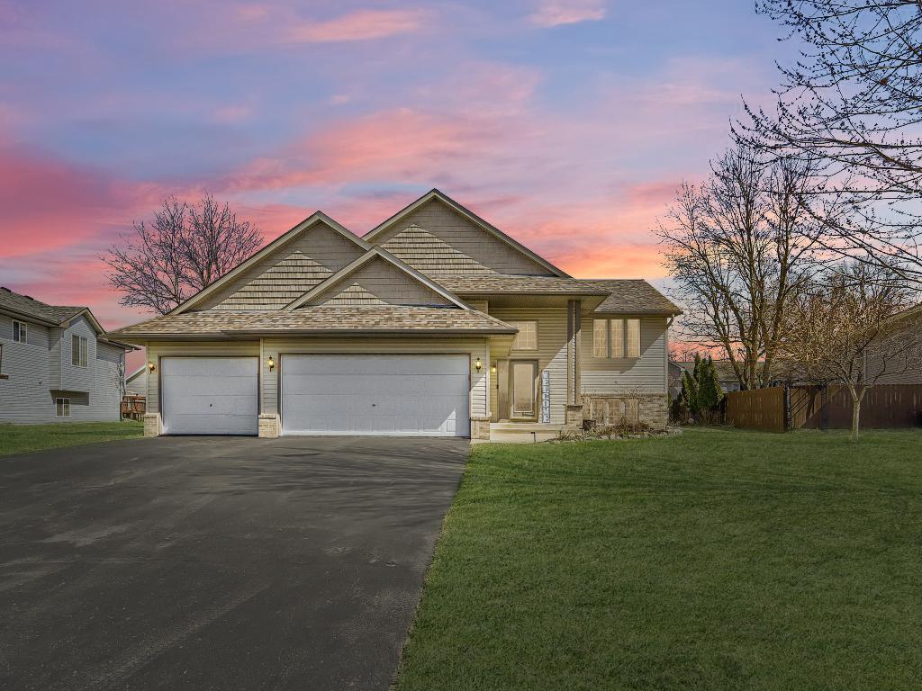 1354 Pheasant Run, New Richmond, WI, 54017 | MLS: 6353965 | Edina Realty