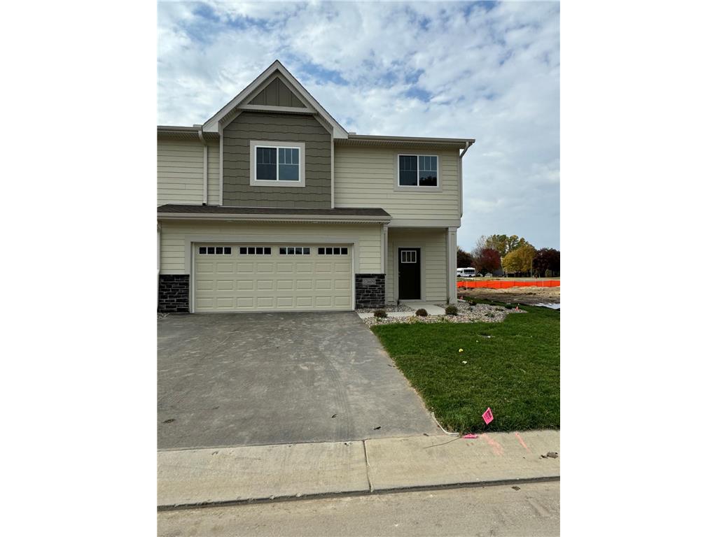 13609 Hollybrook Drive, Apple Valley, MN, 55124 | MLS: 6624827 | Edina ...