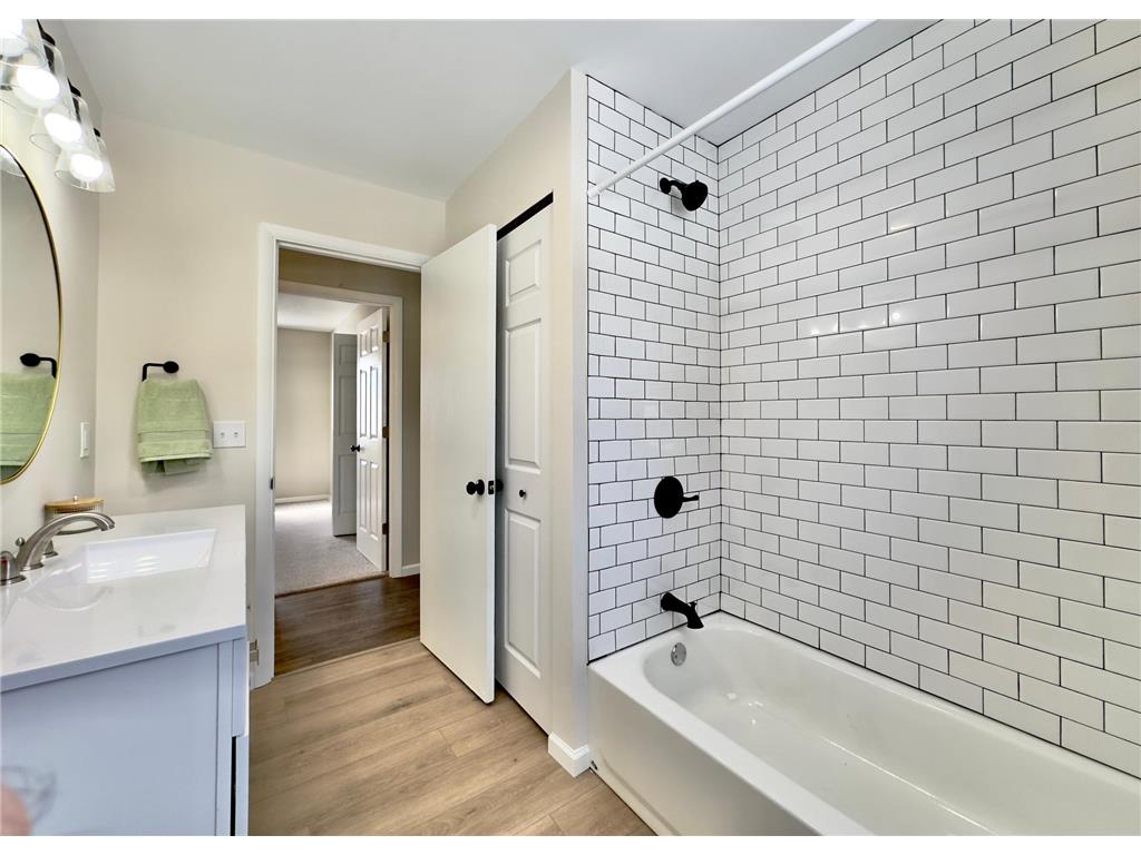 13625 Round Lake Boulevard NW, Andover, MN, 55304 | MLS: 6510714 ...