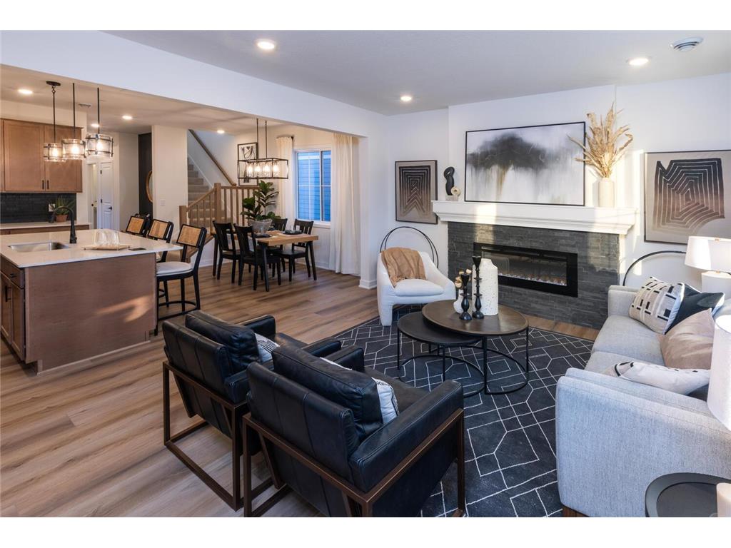 13627 Hollybrook Drive, Apple Valley, MN, 55124 | MLS: 6536241 | Edina ...