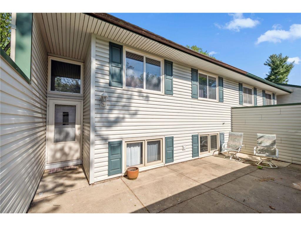 13651 Everton Avenue, Apple Valley, MN, 55124 | MLS: 6721086 | Edina Realty