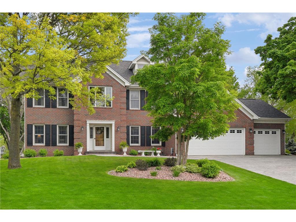 13745 61st Avenue N, Plymouth, MN, 55446 | MLS: 6537651 | Edina Realty