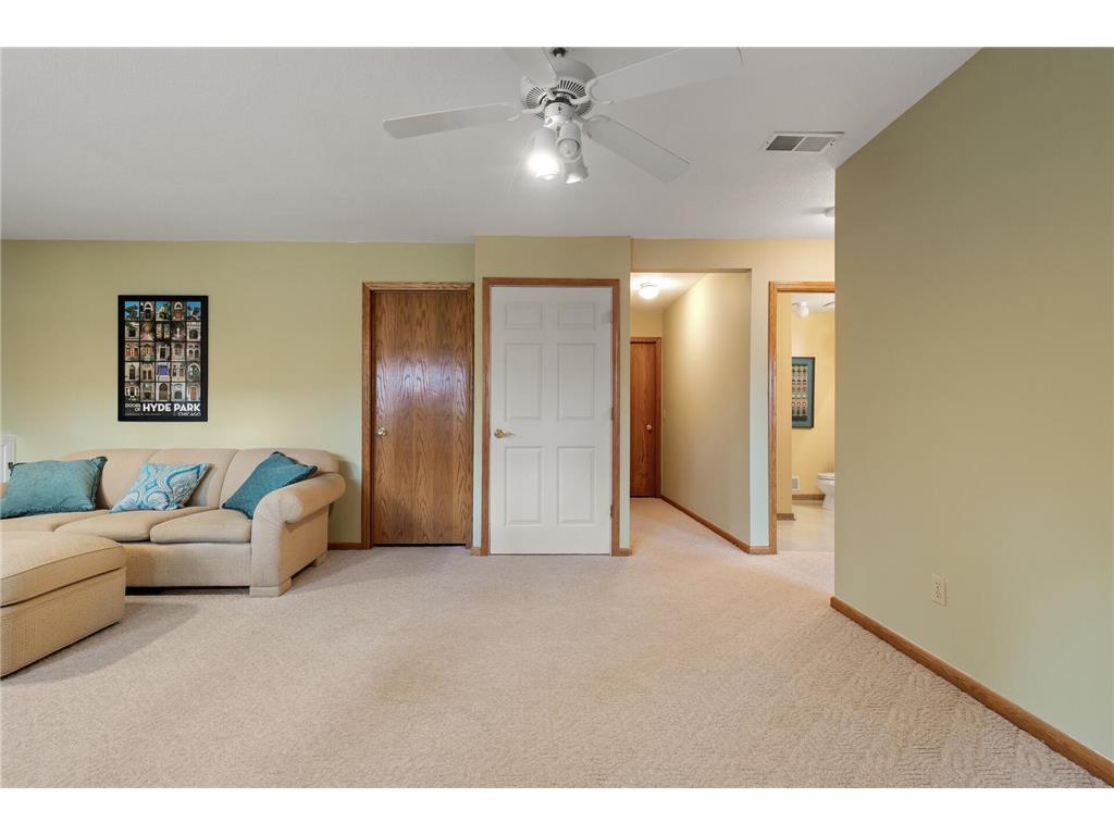 13834 Pennock Avenue, Apple Valley, MN, 55124 | MLS: 6558664 | Edina Realty