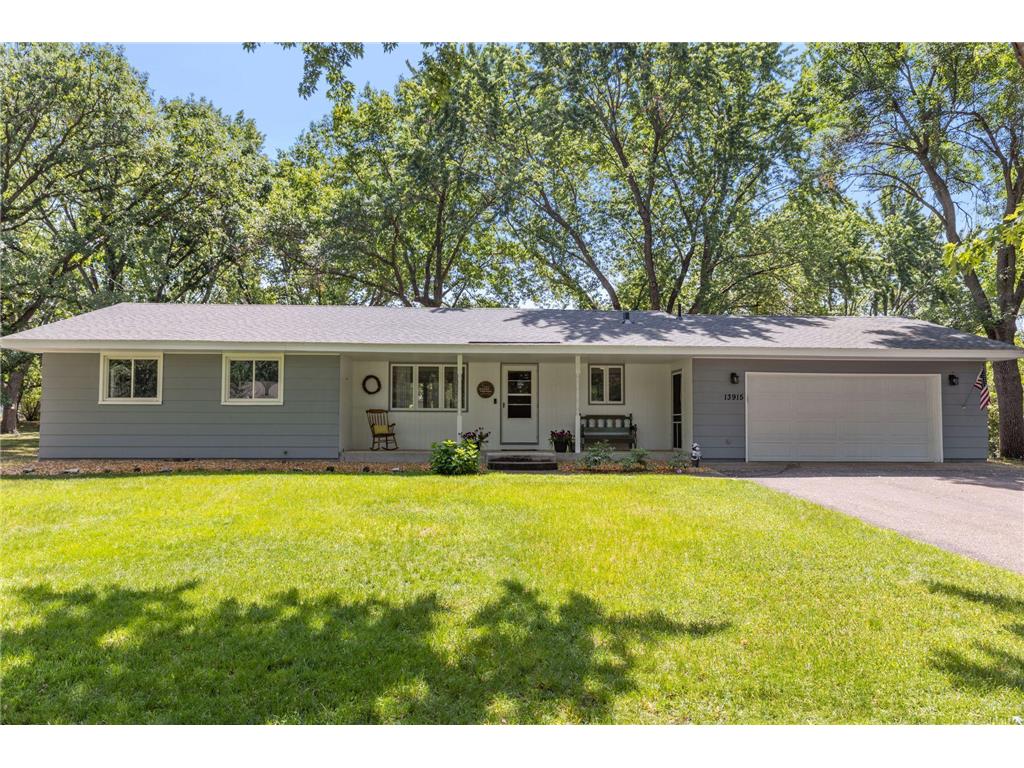 13915 Northwood Drive NW, Andover, MN, 55304 | MLS: 6384937 | Edina Realty