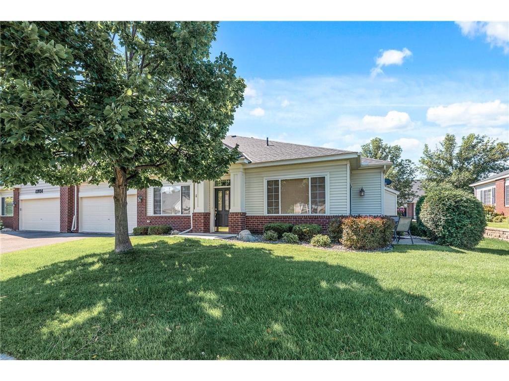 13924 54th Avenue N #1, Plymouth, MN, 55446 | MLS: 6408106 | Edina Realty