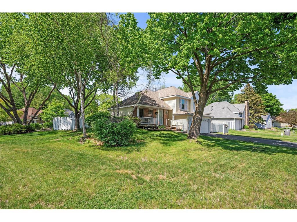 13980 Wellington Drive, Eden Prairie, MN, 55347 | MLS: 6543429 | Edina ...