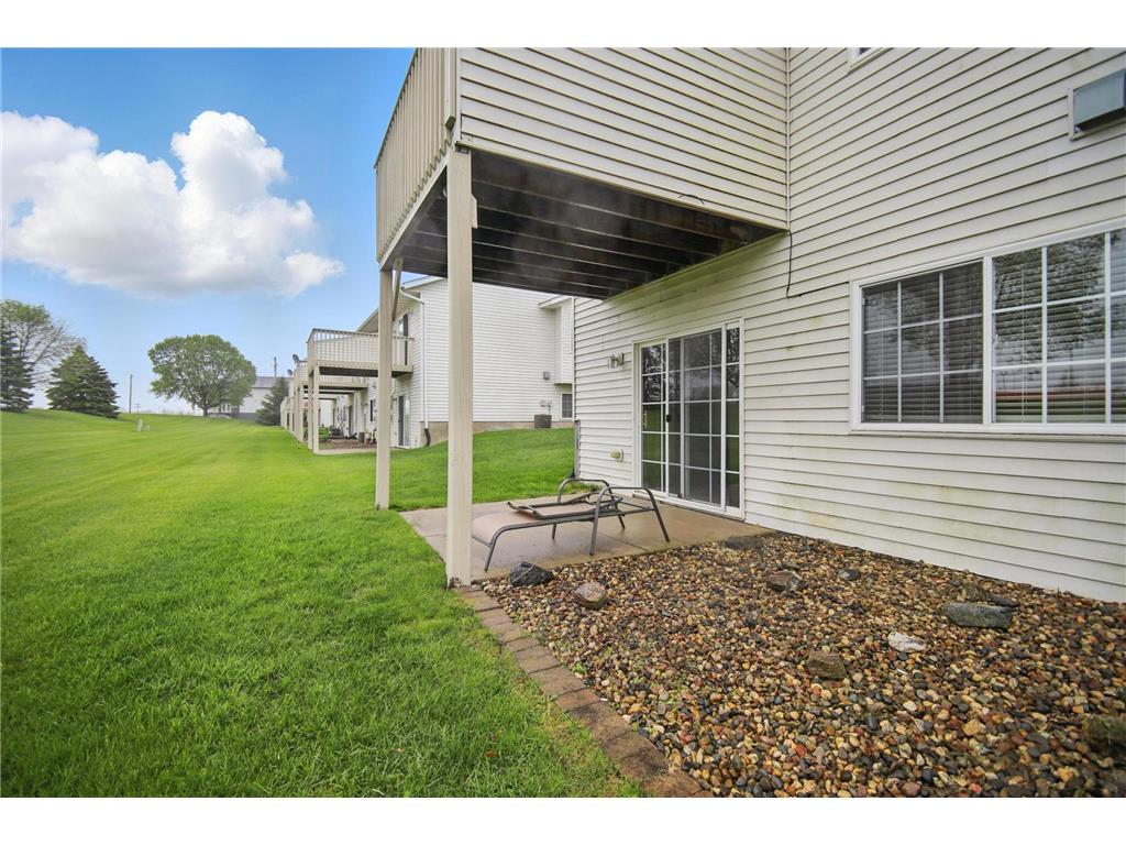 140 Cedar Cove Lane, Owatonna, MN, 55060 | MLS: 6776802 | Edina Realty