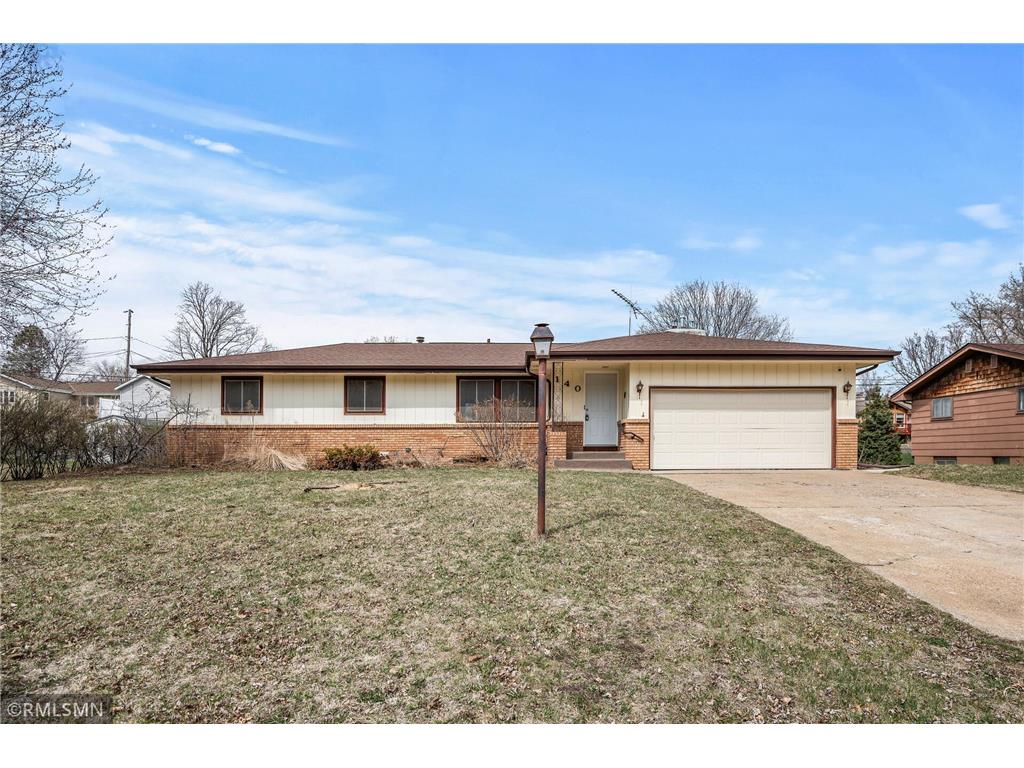 140 Timberland Drive, Burnsville, MN, 55337 | MLS: 6704241 | Edina Realty