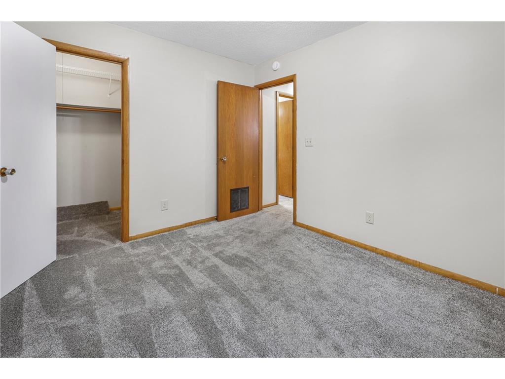 1402 7th Street N, Saint Cloud, MN, 56303 | MLS: 6723360 | Edina Realty