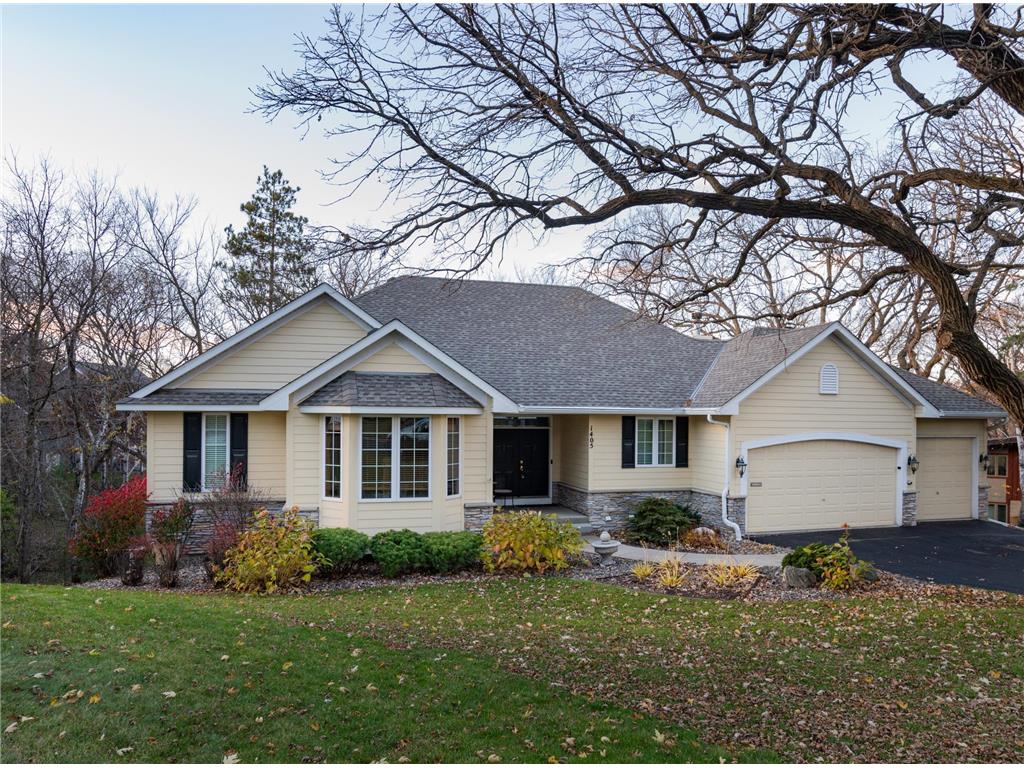 1405 Kings Wood Road, Eagan, MN, 55122 | MLS: 6632047 | Edina Realty