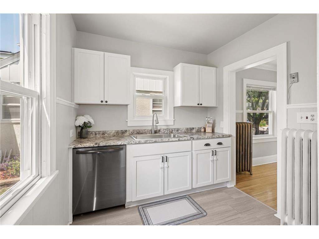 1407 Pascal Street N, Saint Paul, MN, 55108 | MLS: 6742708 | Edina Realty