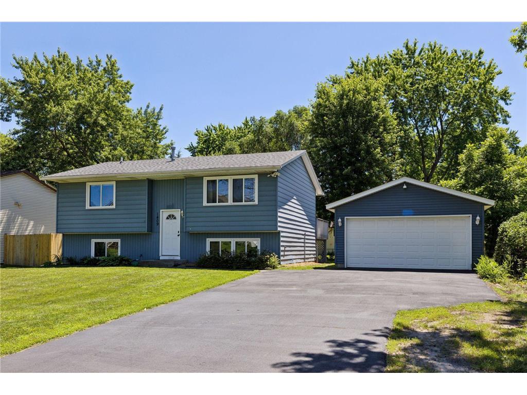 1409 84th Way N, Brooklyn Park, MN, 55444 | MLS: 6515622 | Edina Realty