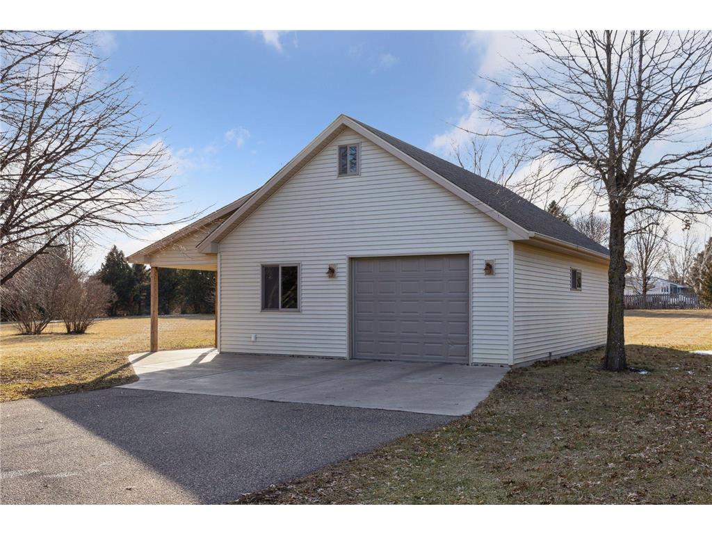 1411 County Road G, New Richmond, WI, 54017 | MLS: 6494586 | Edina Realty