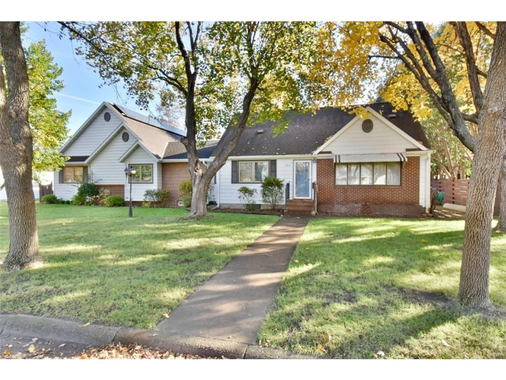 1412 8th Avenue SE, Saint Cloud, MN, 56304 | MLS: 6560275 | Edina Realty