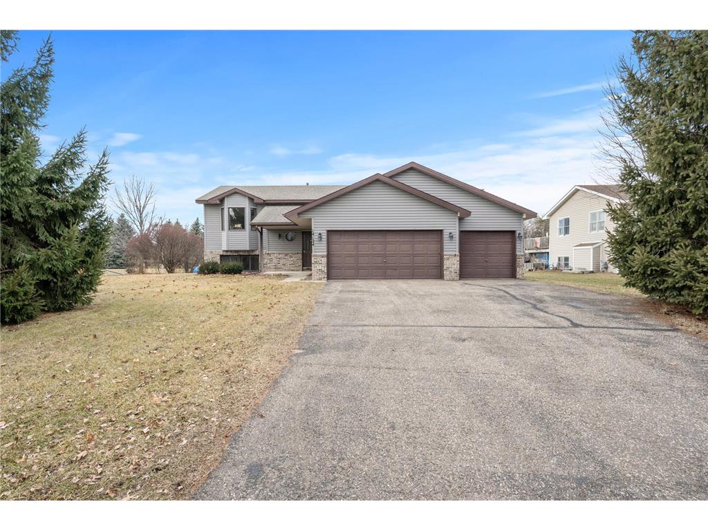 14124 Ferrara Avenue N, Hugo, MN, 55038 | MLS: 6485961 | Edina Realty