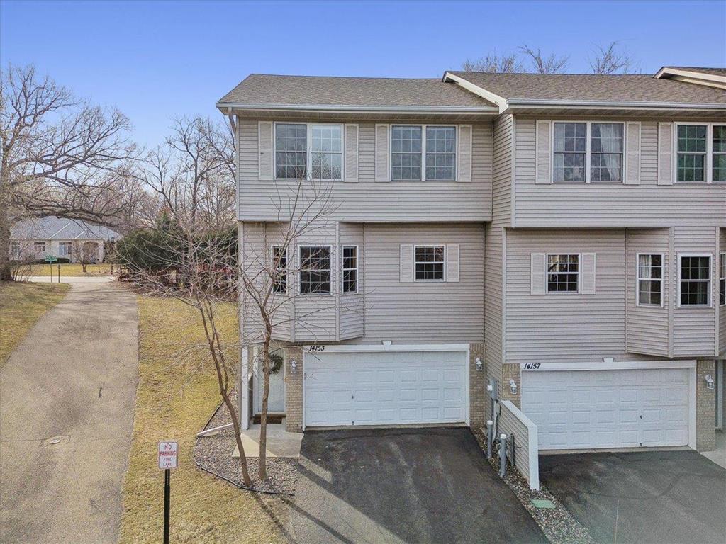 14153 43rd Avenue N, Plymouth, MN, 55446 | MLS: 6500031 | Edina Realty