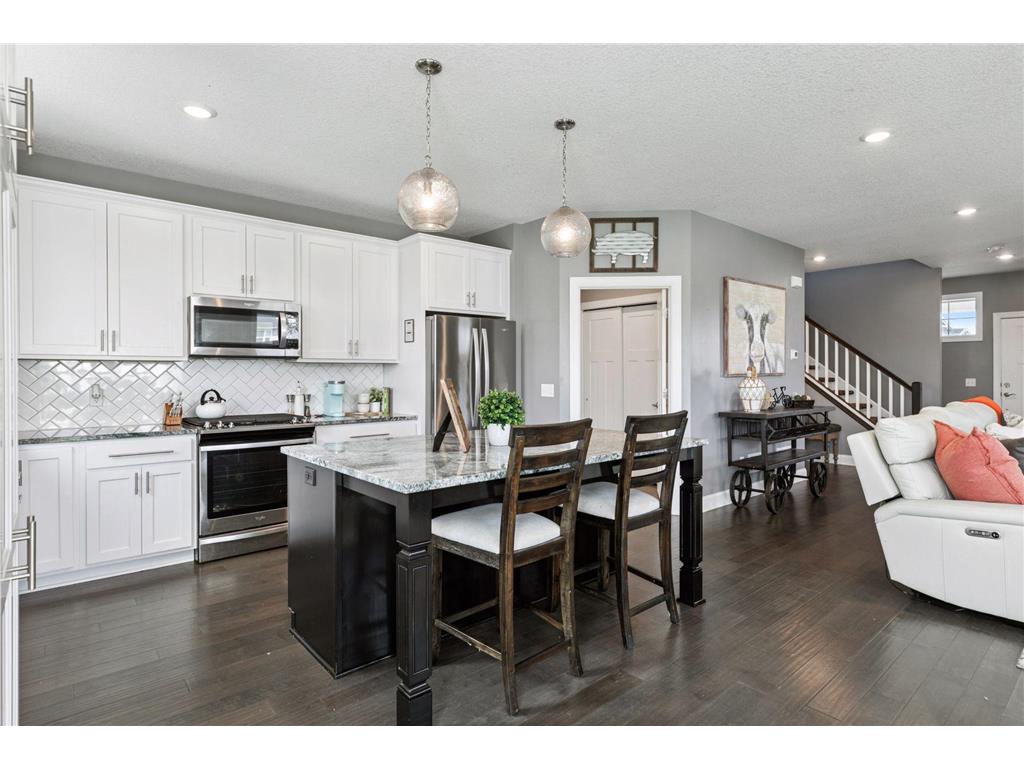 1418 Bluff Border Road, New Richmond, WI, 54017 | MLS: 6768673 | Edina ...