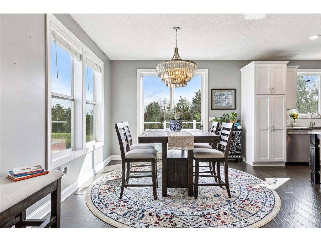 1418 Bluff Border Road, New Richmond, WI, 54017 | MLS: 6768673 | Edina ...