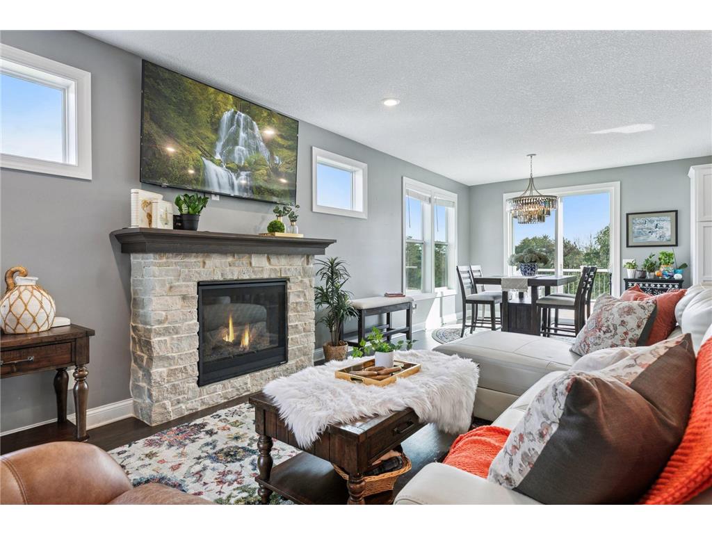 1418 Bluff Border Road, New Richmond, WI, 54017 | MLS: 6768673 | Edina ...