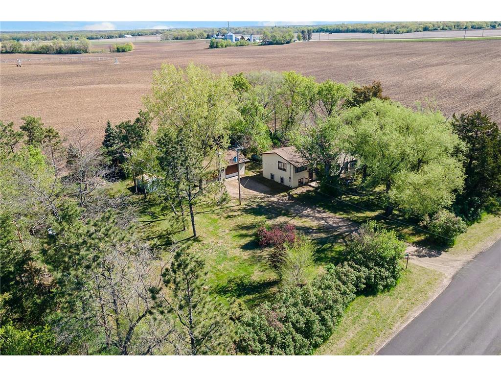 14332 90th Street NW, Southside Twp, MN, 55382 | MLS: 6716048 | Edina ...