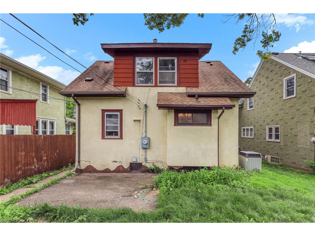 144 10th Avenue S, South Saint Paul, MN, 55075 | MLS: 6771012 | Edina ...