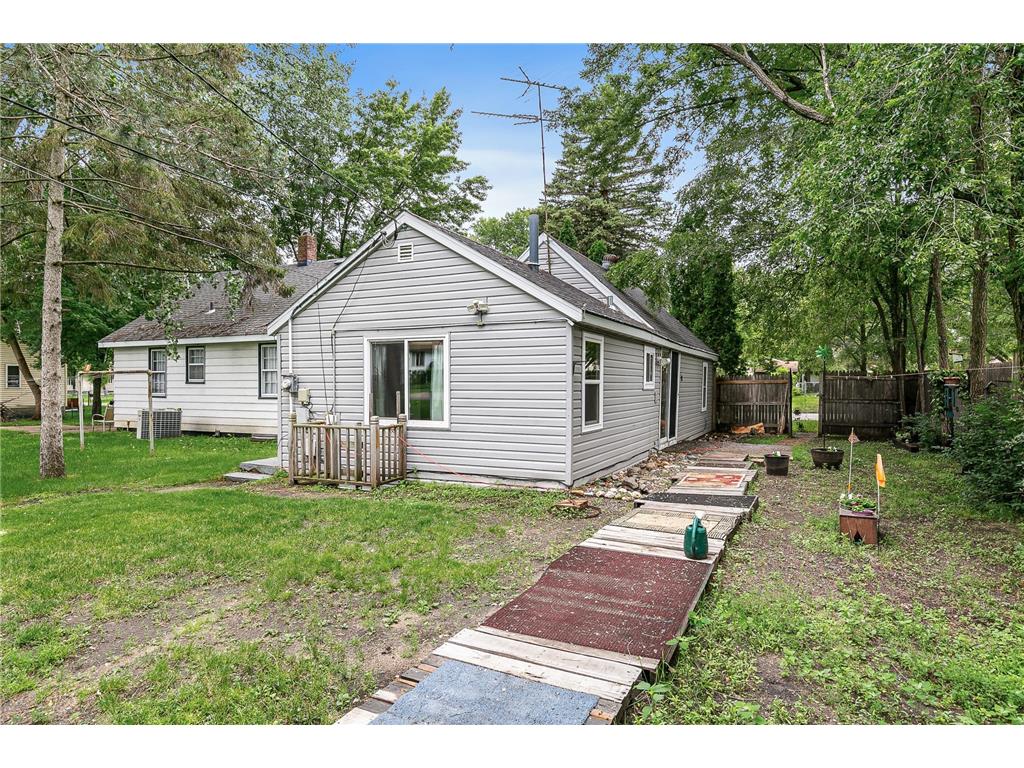 144 35th Avenue N, Saint Cloud, MN, 56303 | MLS: 6556433 | Edina Realty