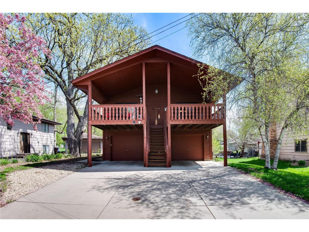 14411 Watersedge Trail NE, Prior Lake, MN, 55372 | MLS: 6532215 | Edina ...