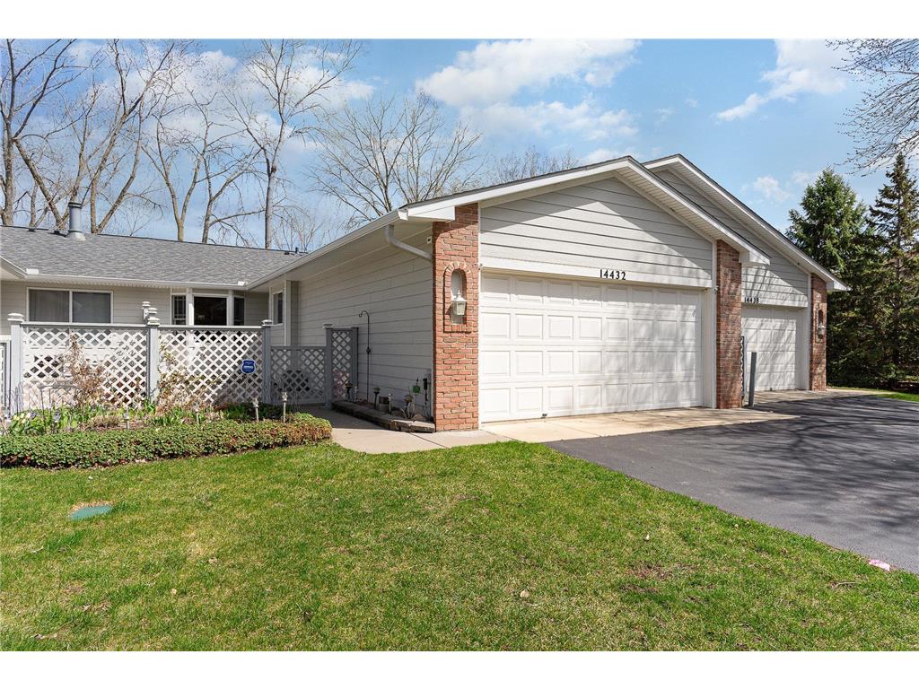 14432 Pennock Avenue, Apple Valley, MN, 55124 | MLS: 6503346 | Edina Realty