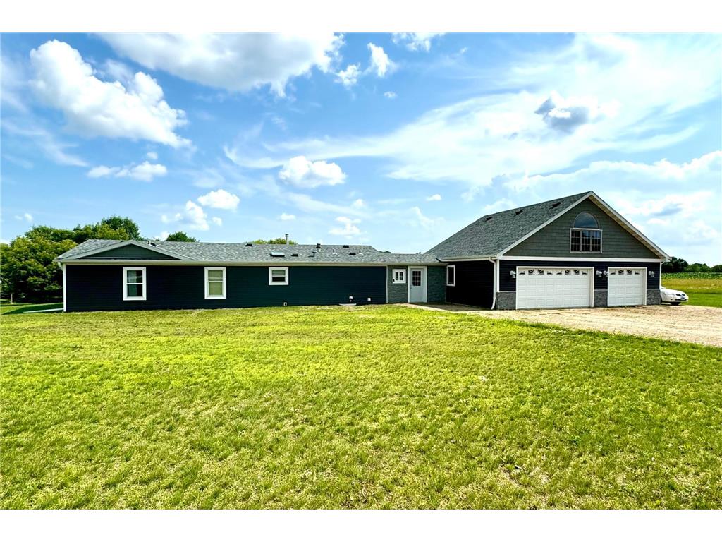 14499 Pearl Lake Drive, Detroit Lakes, MN, 56501 | MLS: 6565517 | Edina ...